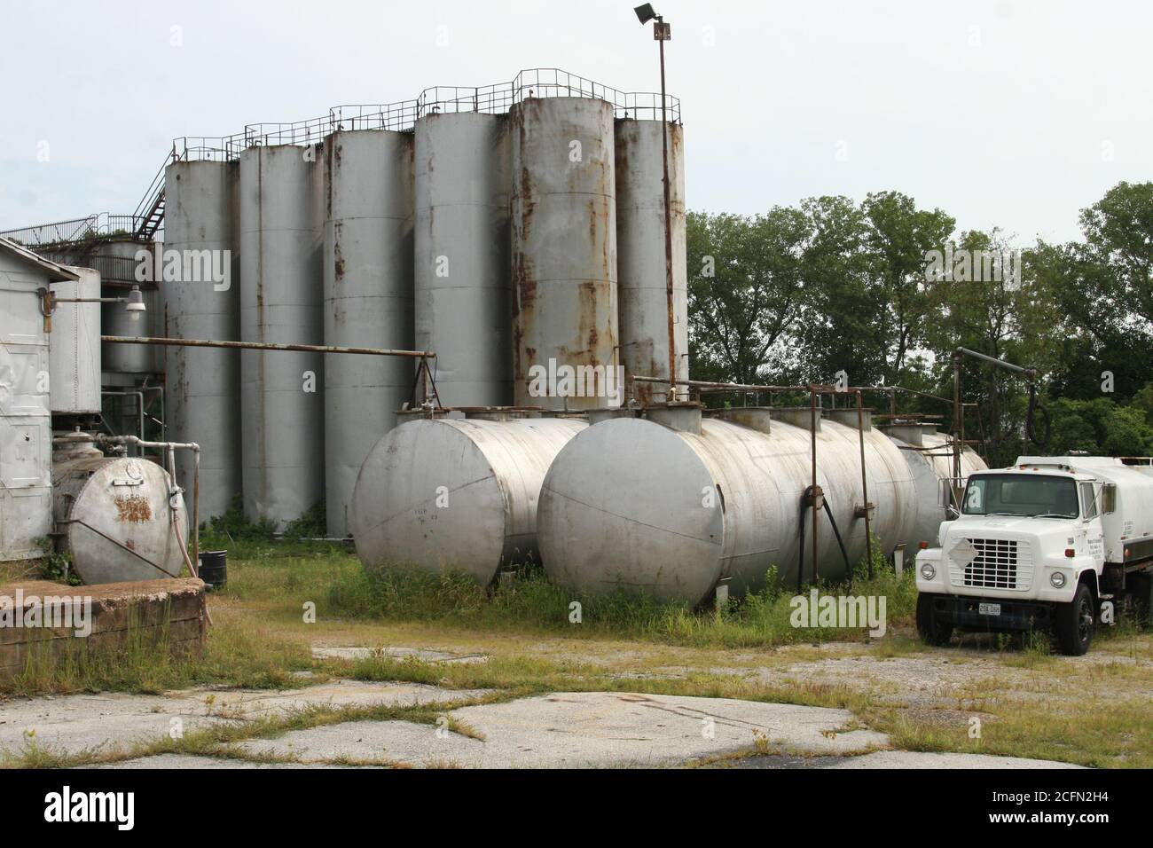Industrial storage tanks in Overland, Missouri, USA Stock Photo - Alamy
