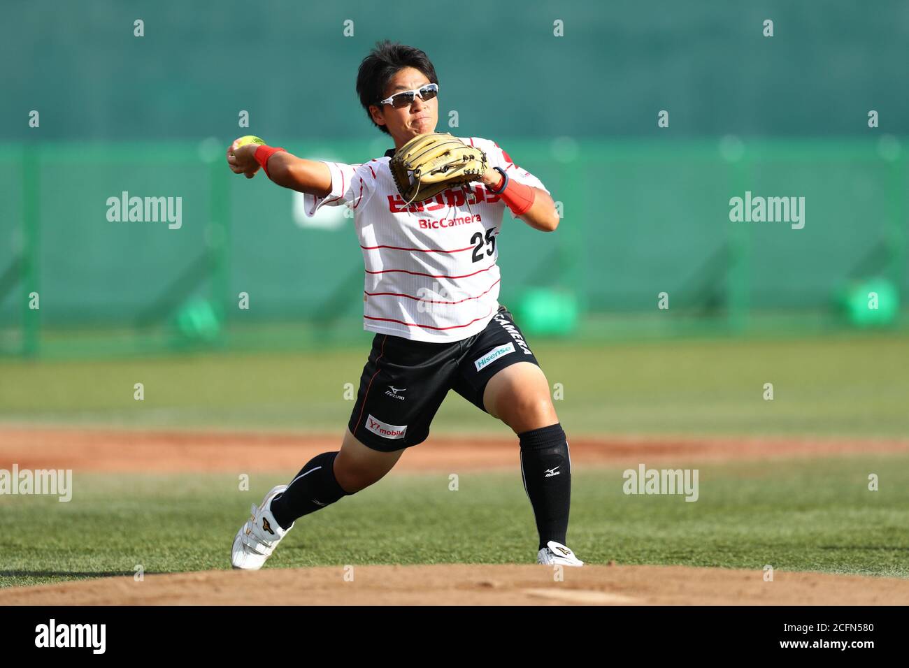 Kanagawa, Japan. 6th Sep, 2020. Yu Yamamoto (Bee Queen) Softball : 53rd ...