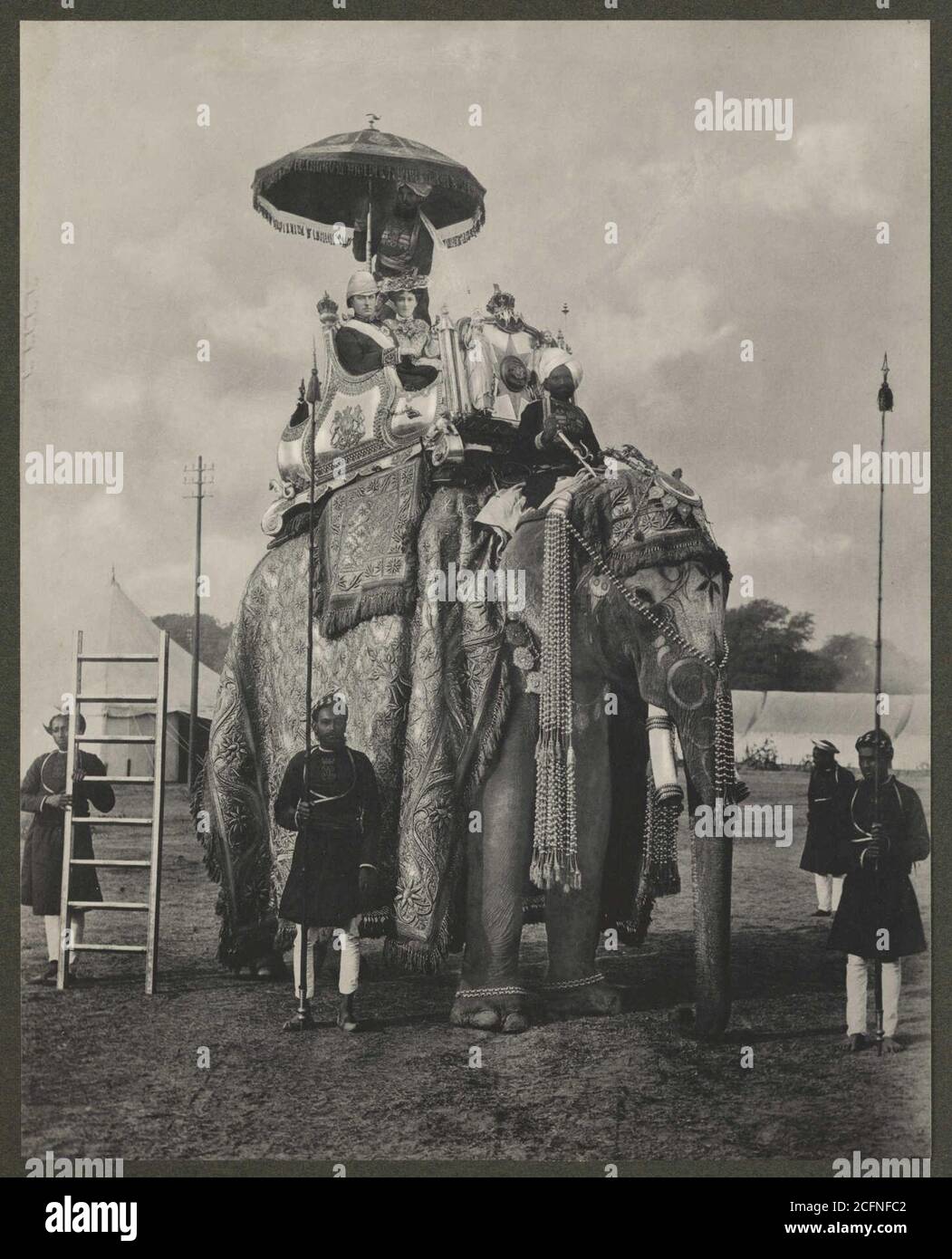 Lady curzon hi-res stock photography and images - Alamy