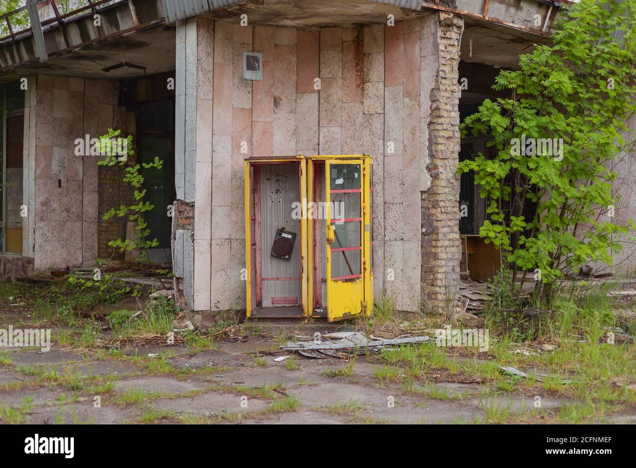 broken phone booth in abandoned Pripyat, Ukraine Stock Photo - Alamy