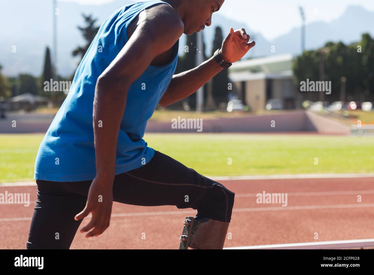 Legs people running sports ground hi-res stock photography and images ...