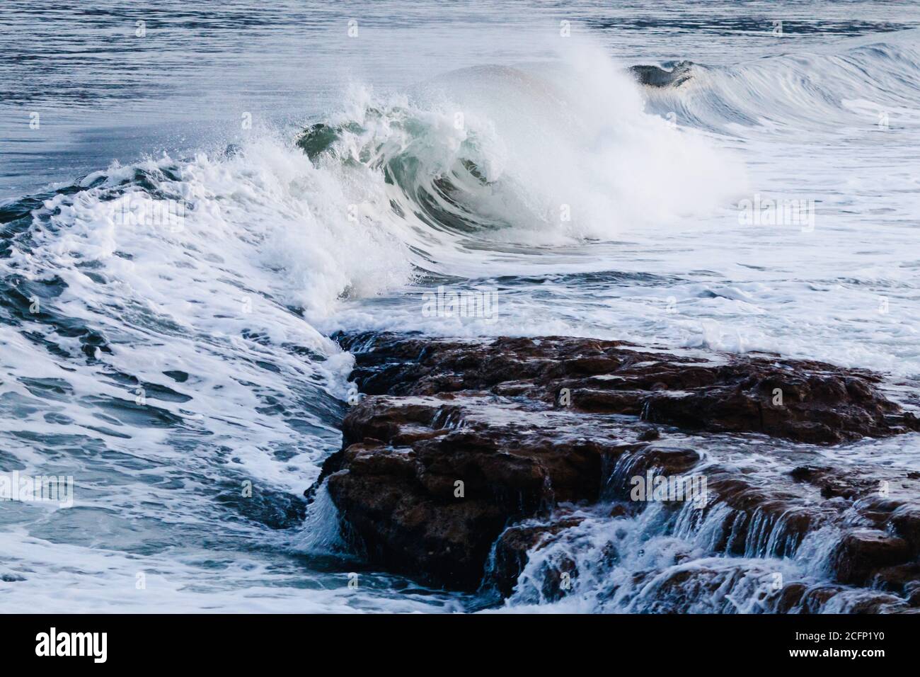 ocean waves at dusk in southern Tasmania Stock Photo - Alamy