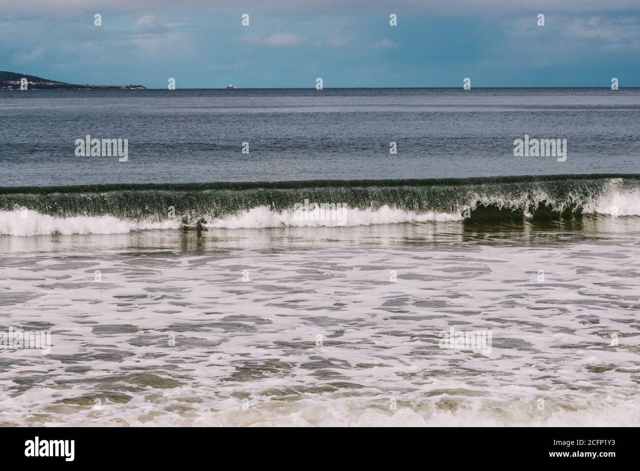 ocean waves at dusk in southern Tasmania Stock Photo - Alamy