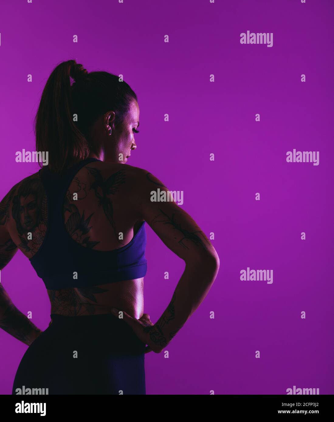 Muscular fitness hi-res stock photography and images - Alamy