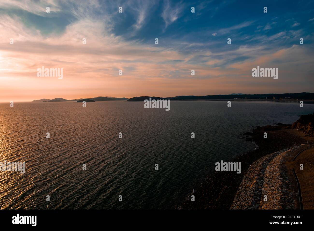 Coastal views of the Pacific from Muuido Island in Incheon, South Korea ...