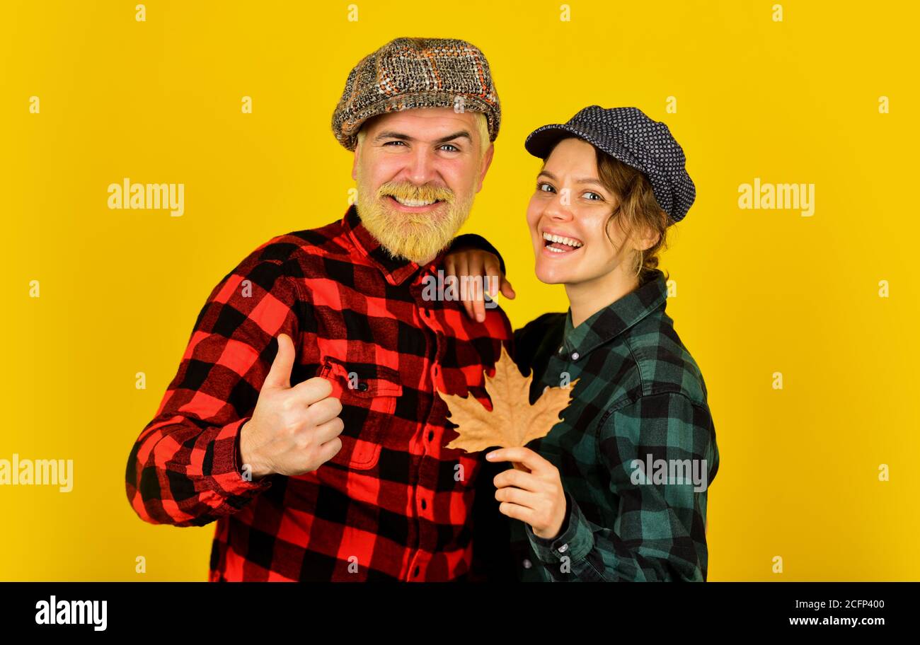 Cheerful couple dating in september. Autumn mood. Family tradition ...