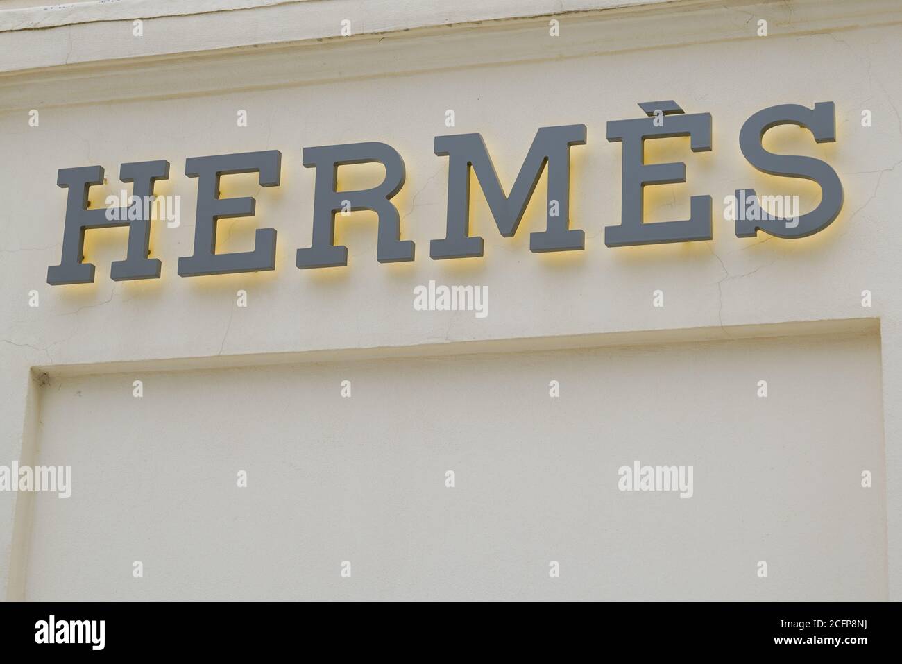 Hermes french advertisement hi-res stock photography and images - Alamy