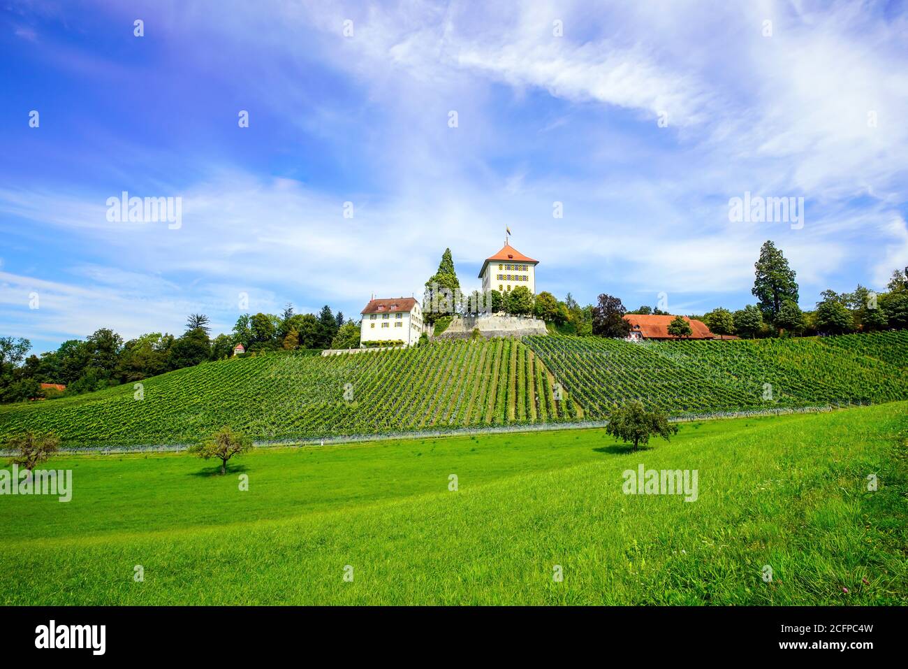 Champagne castle hi-res stock photography and images - Alamy