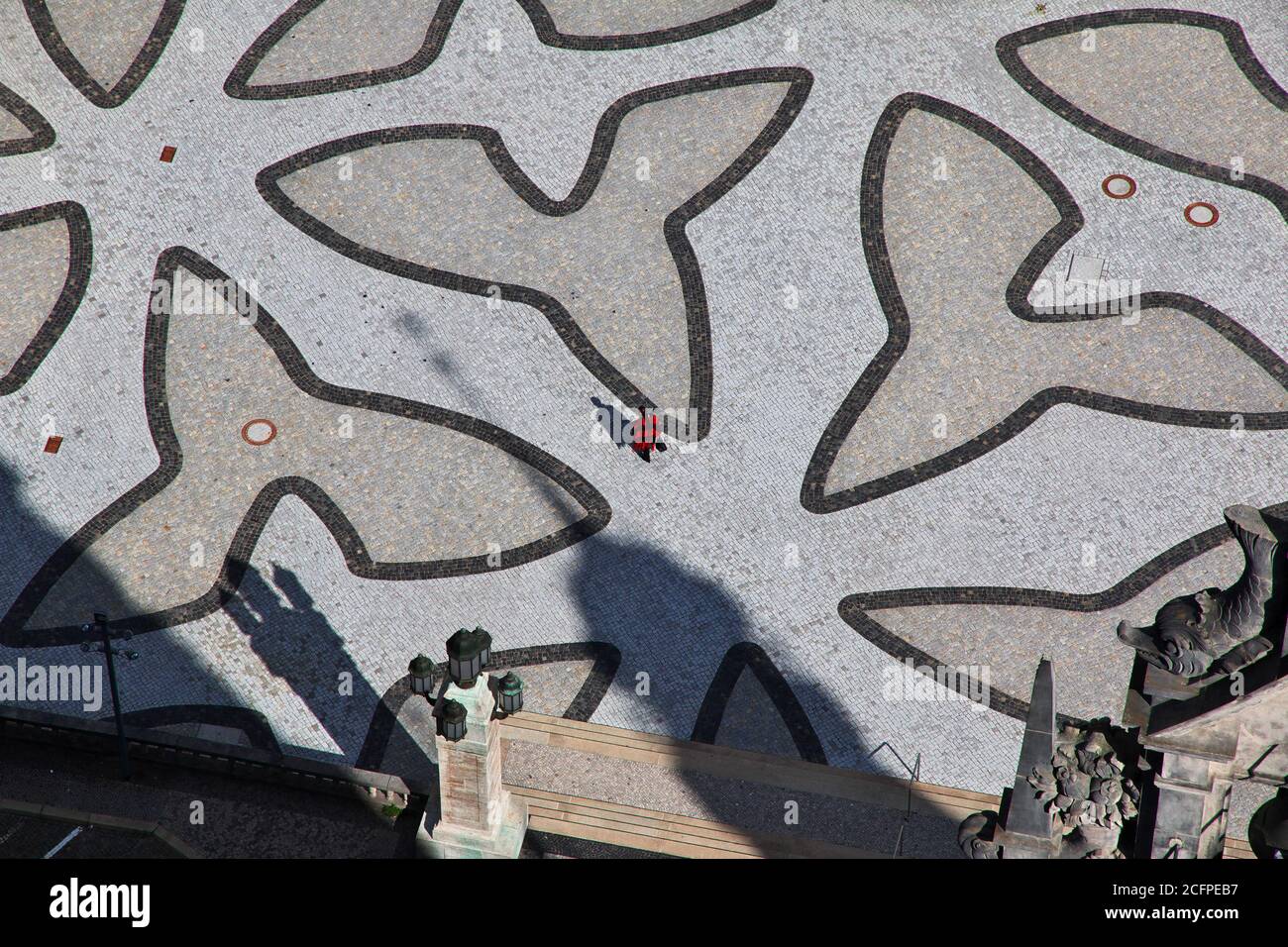 Town hall suare hi-res stock photography and images - Alamy