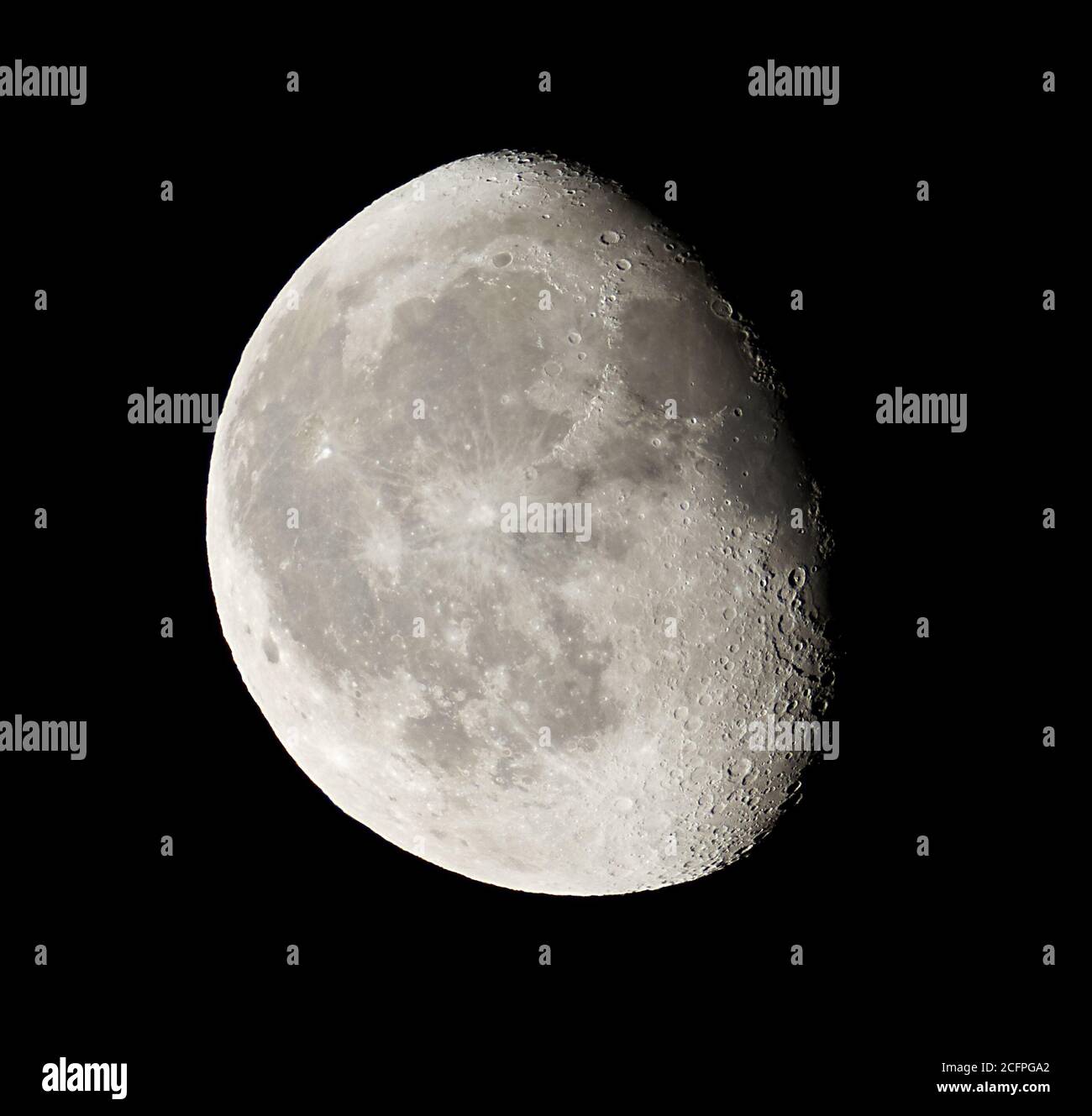 Decreasing gibbous moon hi-res stock photography and images - Alamy