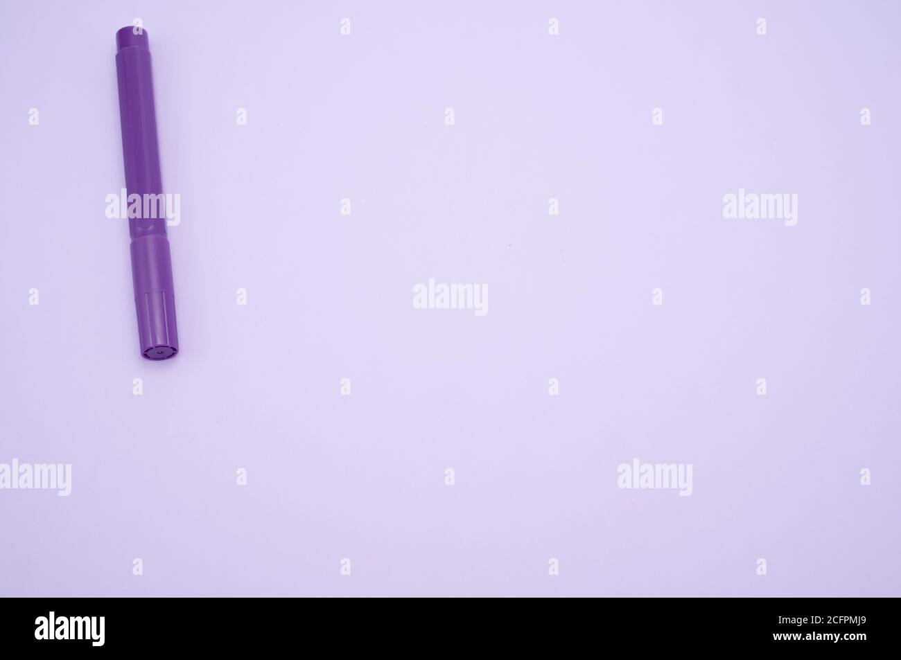 Matching writing hi-res stock photography and images - Alamy