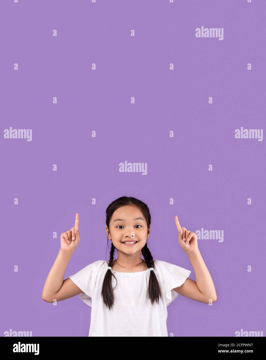 Asian female purple shirt hi-res stock photography and images - Alamy