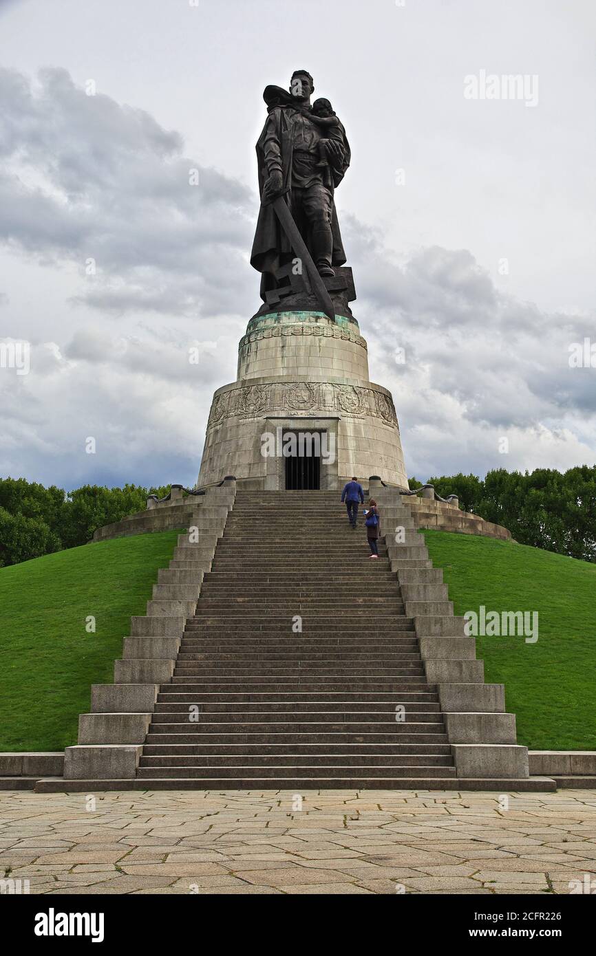 Treptow park in Berlin, Germany Stock Photo - Alamy
