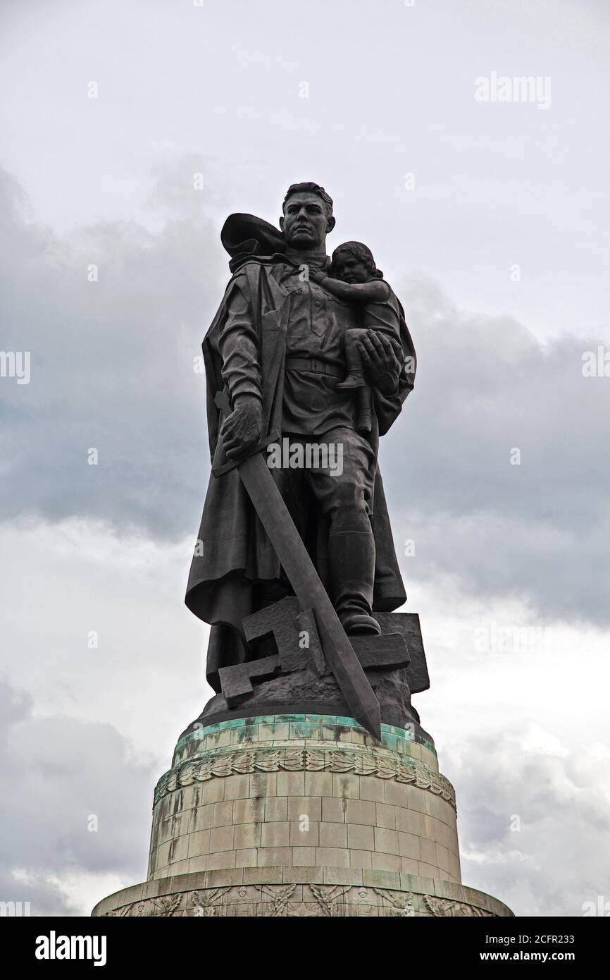 Treptow park in Berlin, Germany Stock Photo - Alamy