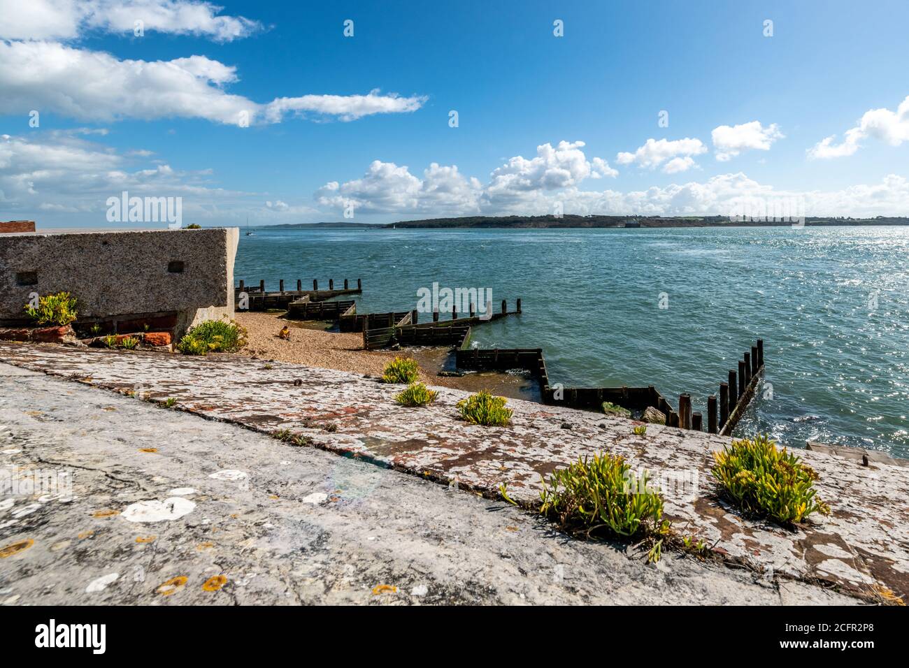 Sea defence groynes hi-res stock photography and images - Alamy