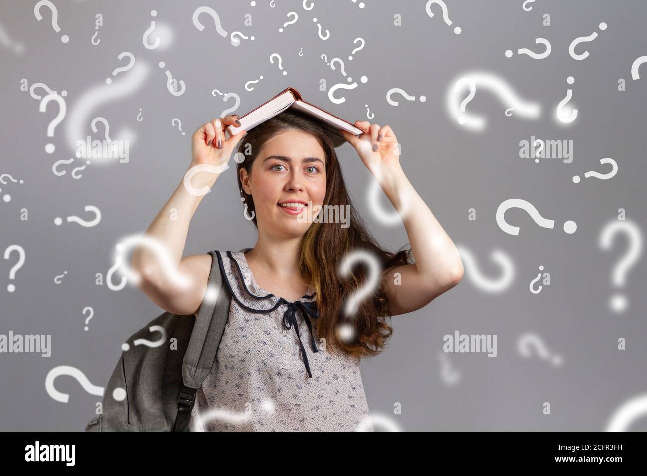 Woman question marks head hi-res stock photography and images - Alamy
