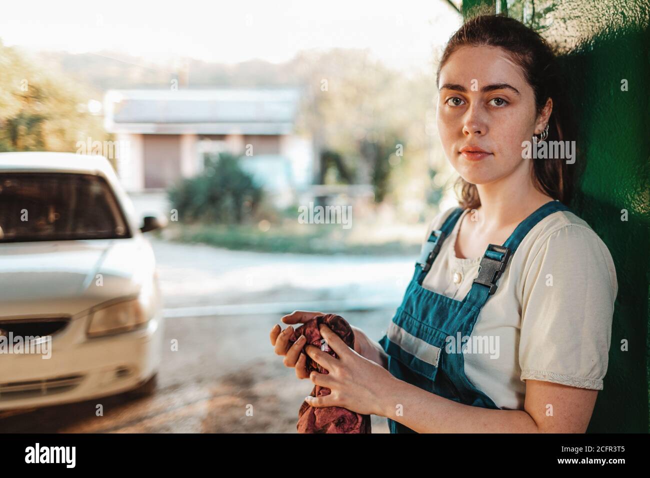 Female repair gate hi-res stock photography and images - Alamy