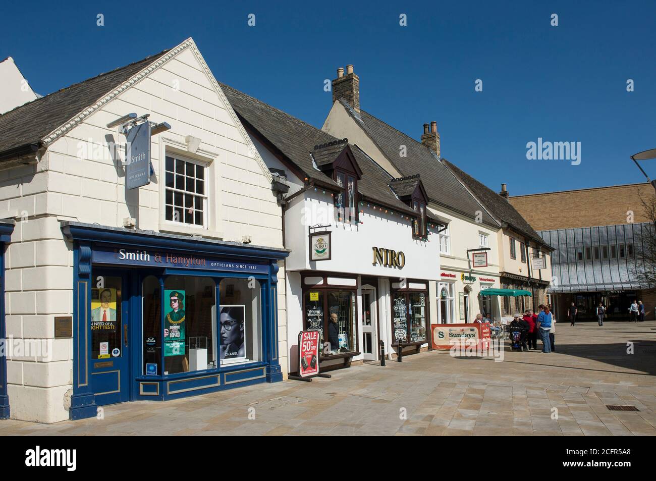 Queensgate shopping mall hi-res stock photography and images - Alamy