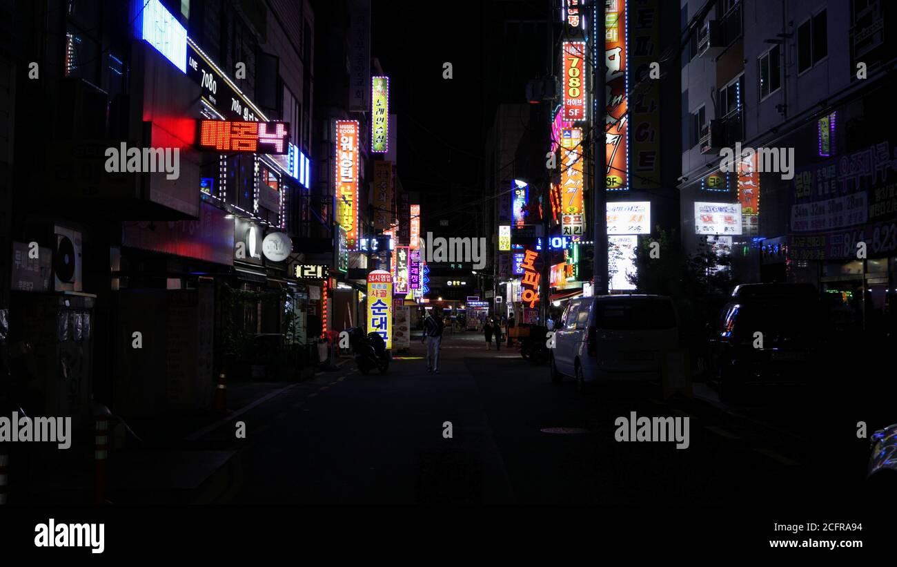 Seoul neon sign hi-res stock photography and images - Alamy