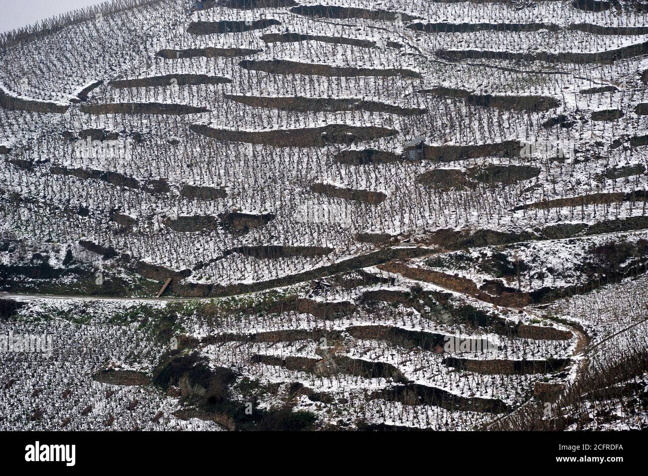 Snow on sloping bank hi-res stock photography and images - Alamy