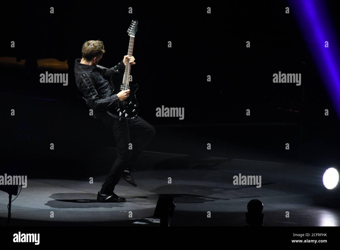Lead vocalist matthew bellamy muse hi-res stock photography and images ...
