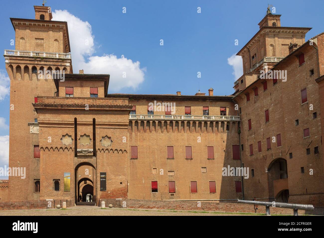 Detail of the Estense Castle in Ferrara, Italy Stock Photo - Alamy