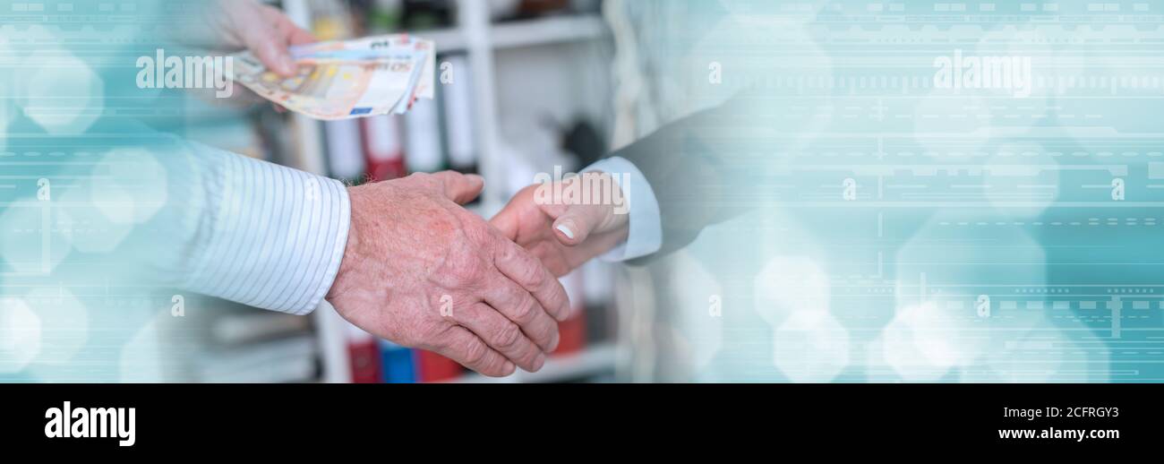 Hand shake deal with cash exchange; panoramic banner Stock Photo - Alamy