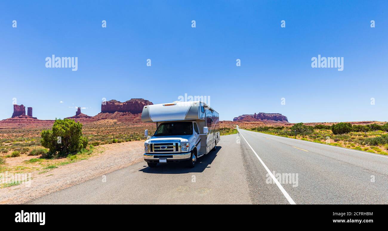 Camper Van on scenic drive in Monument Valley Navajo Park, Utah, USA ...
