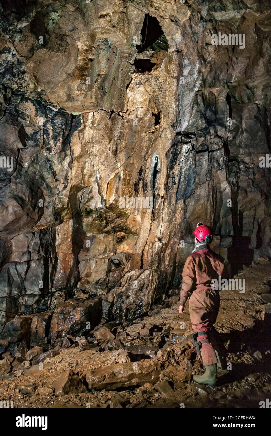 Sump cave hi-res stock photography and images - Alamy