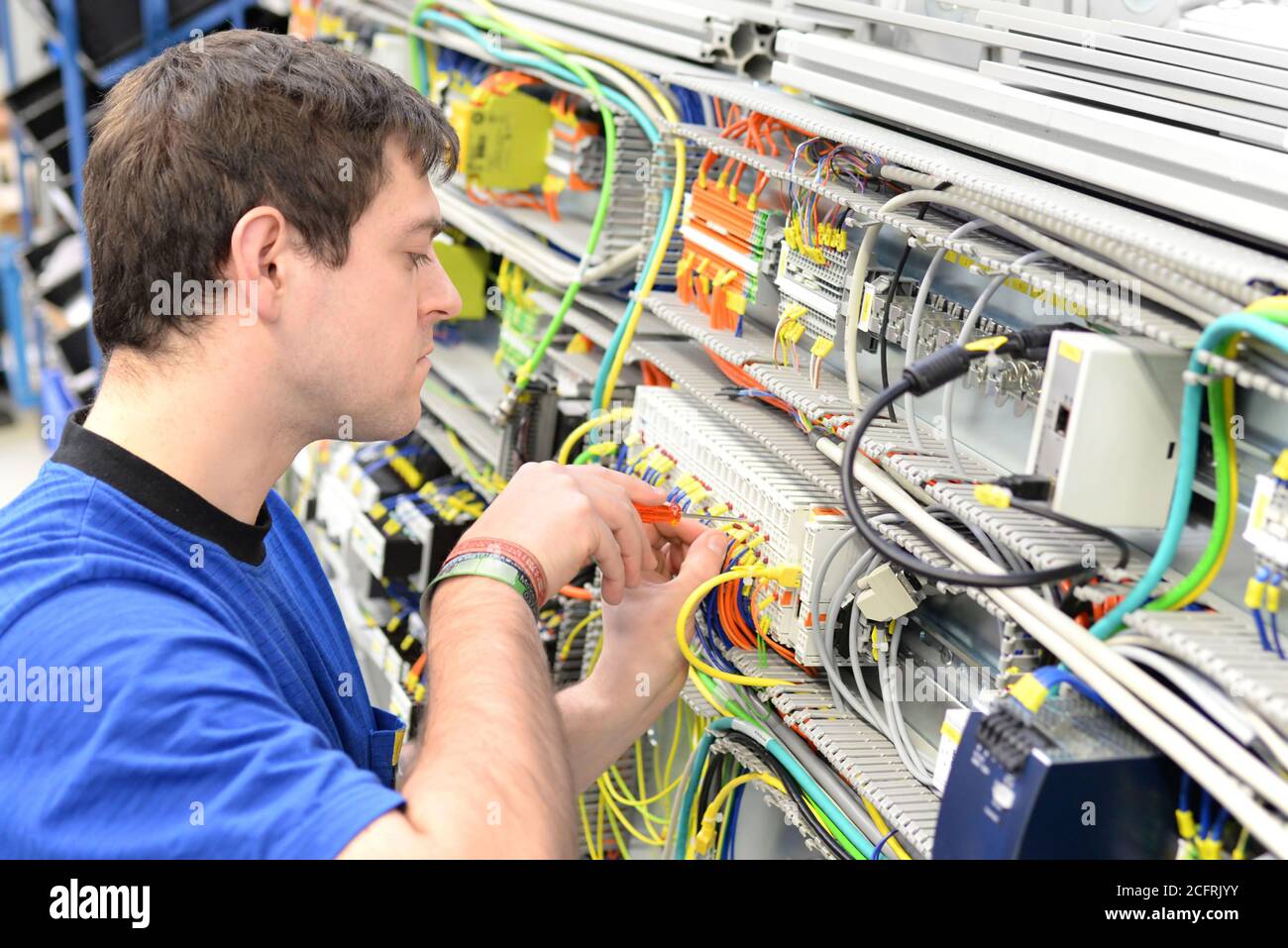 Industrial electronic manufacturing hi-res stock photography and images ...