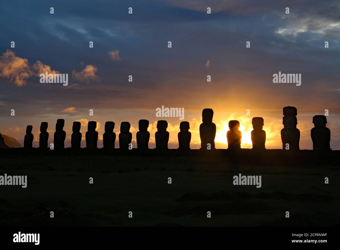 Sunrise over Ahu Tongariki, Easter Island Stock Photo - Alamy