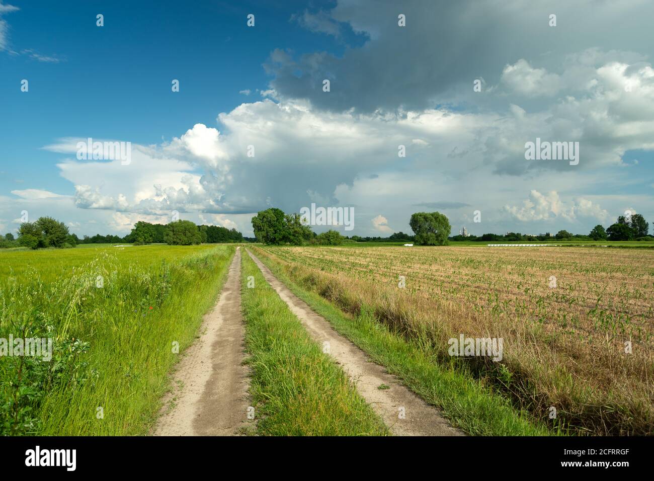 Long country hi-res stock photography and images - Alamy