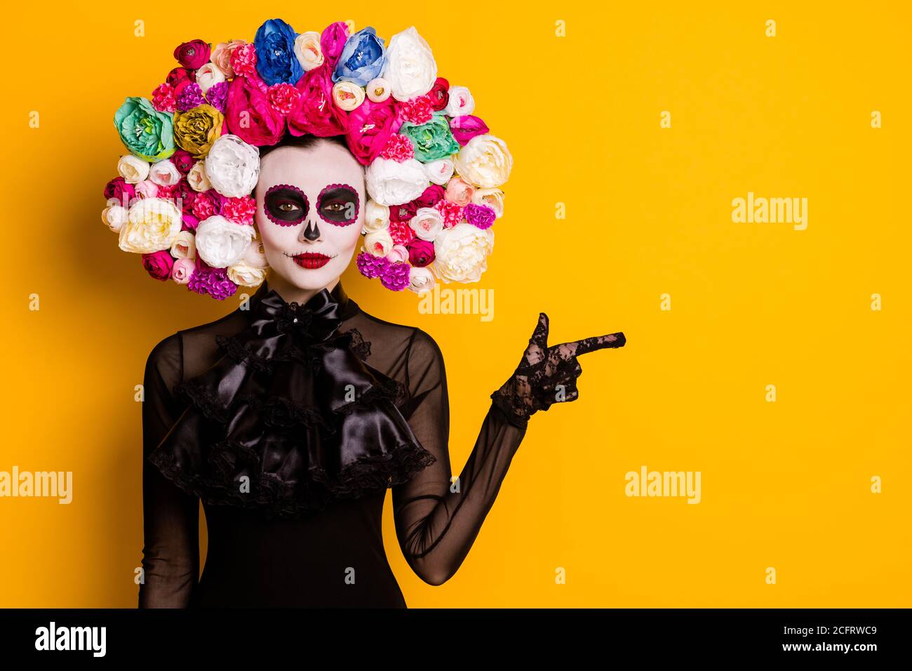 Portrait of her she nice-looking beautiful glamorous spooky serious ...