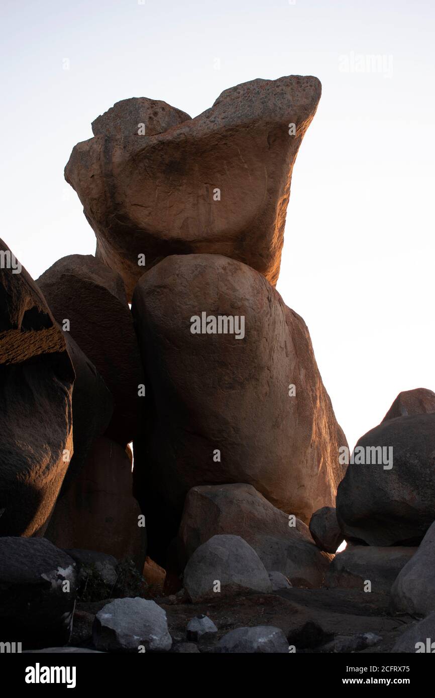 Balancing rocks zimbabwe hi-res stock photography and images - Alamy