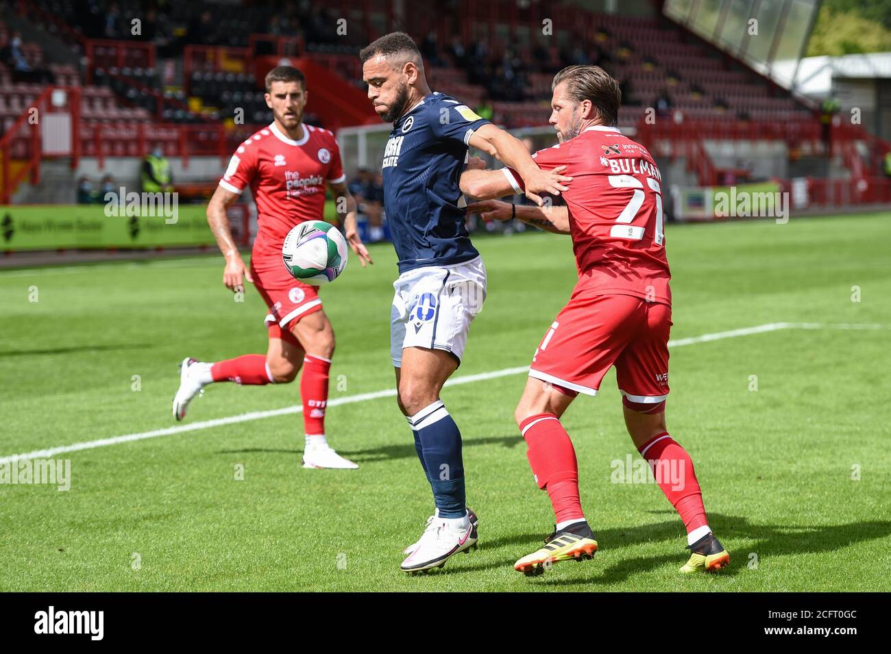 Matt Smith (10) of Millwall FC controls the ball Stock Photo - Alamy