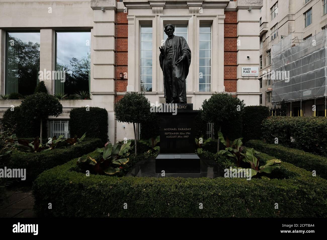 Faraday Statue High Resolution Stock Photography and Images - Alamy