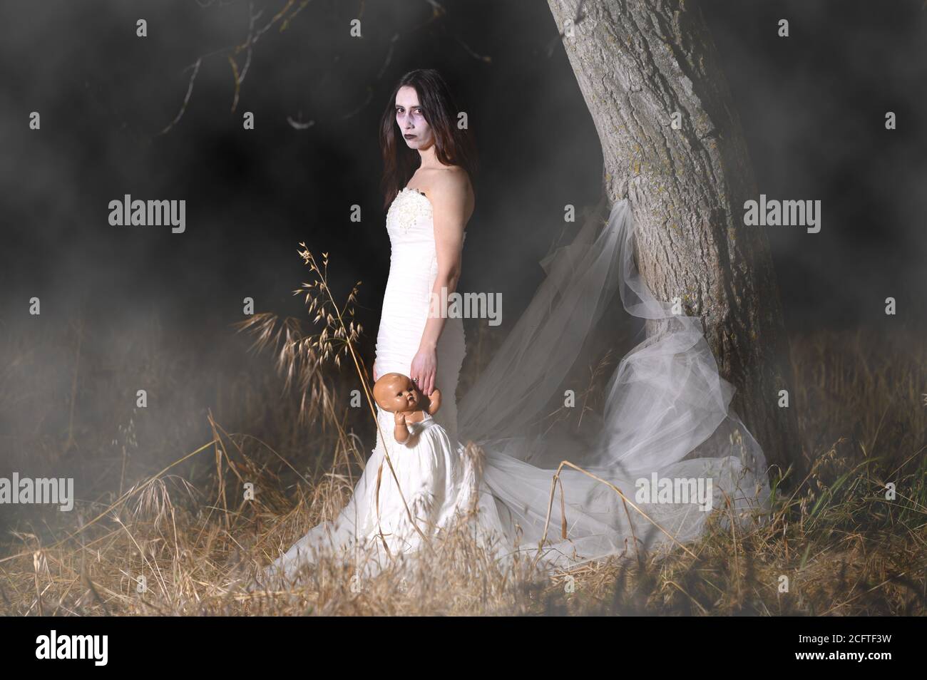 Possessed woman hi-res stock photography and images - Alamy