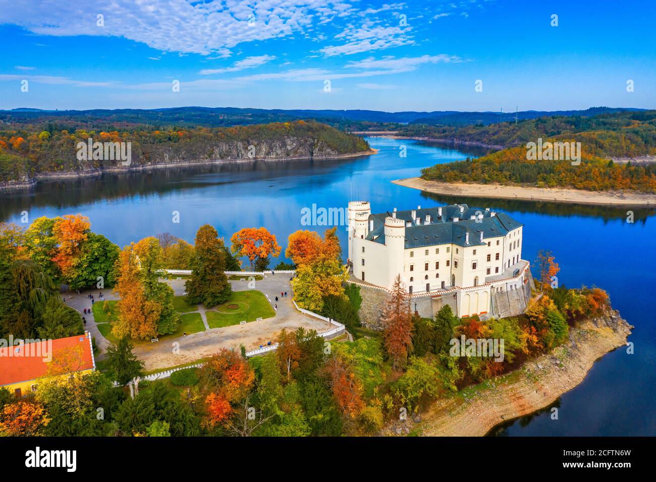 Aerial view chateau Orlik, above Orlik reservoir in beautiful autumn ...