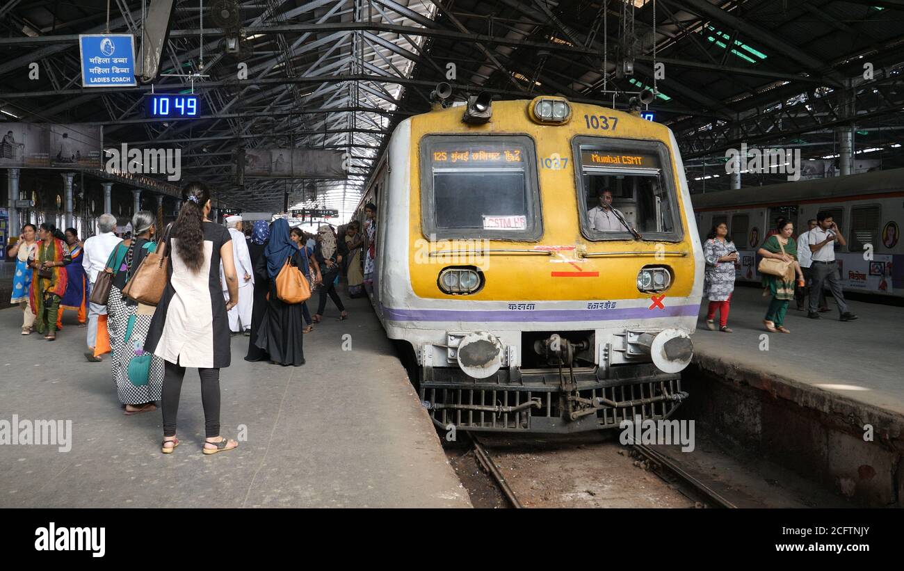 Mumbai, India - December 25, 2017: Train arriving at the station Stock ...