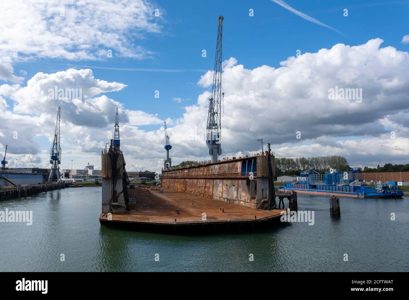 Ship in dry dock rotterdam hi-res stock photography and images - Alamy