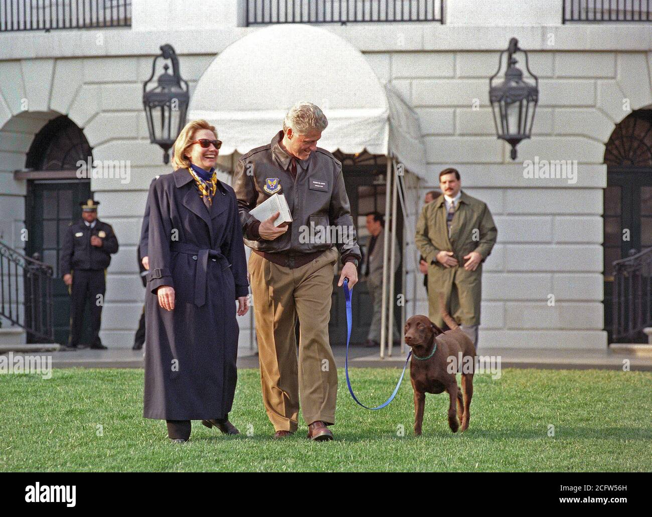 Photograph of President William Jefferson Clinton and First Lady ...
