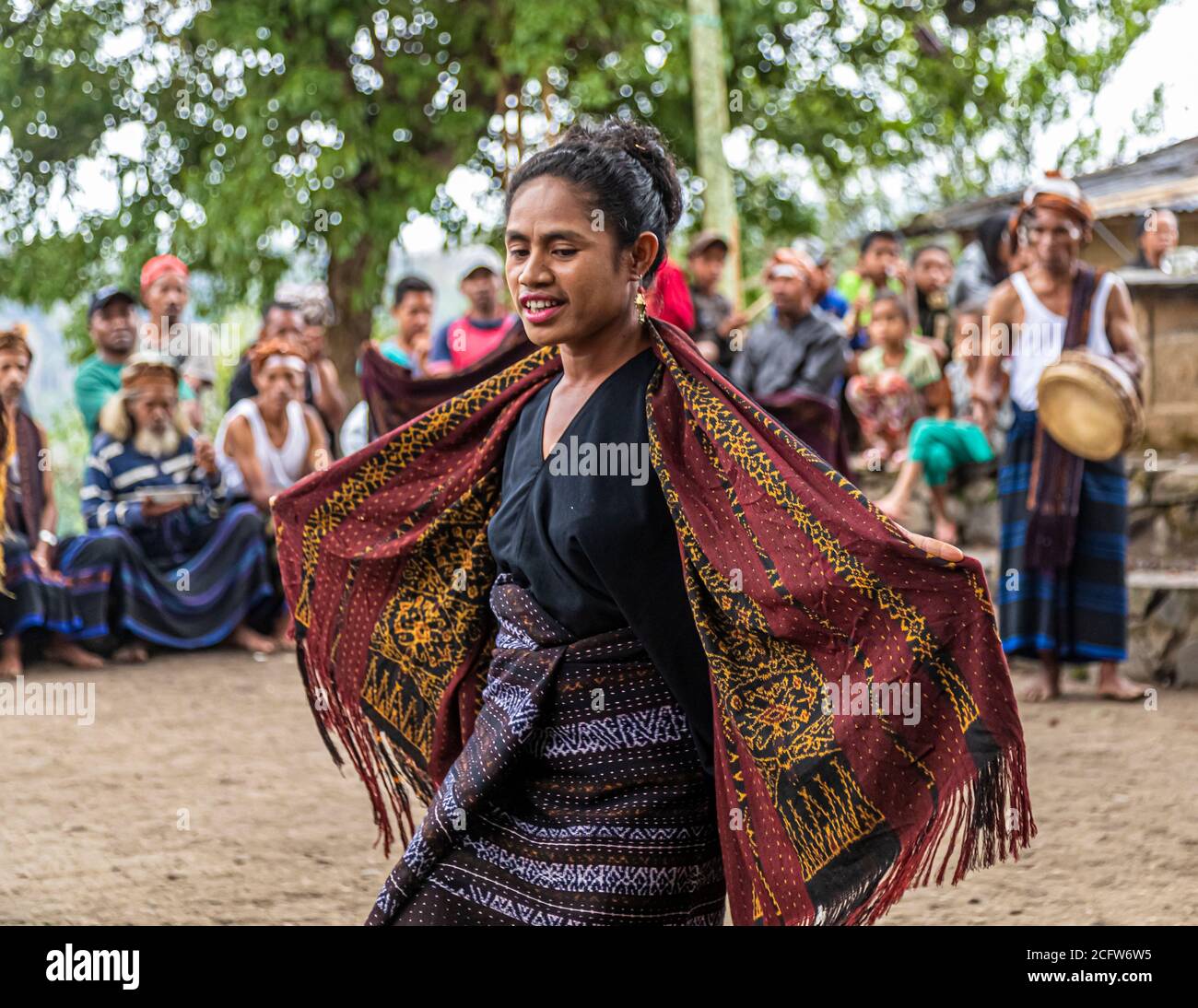 Indonesian dancer on the island of Flores, Sunda Islands, Indonesia ...