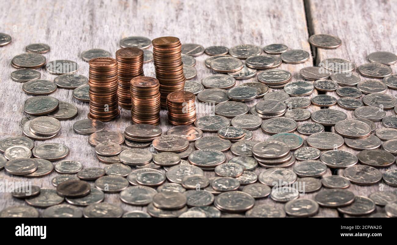 Old copper coins hi-res stock photography and images - Alamy