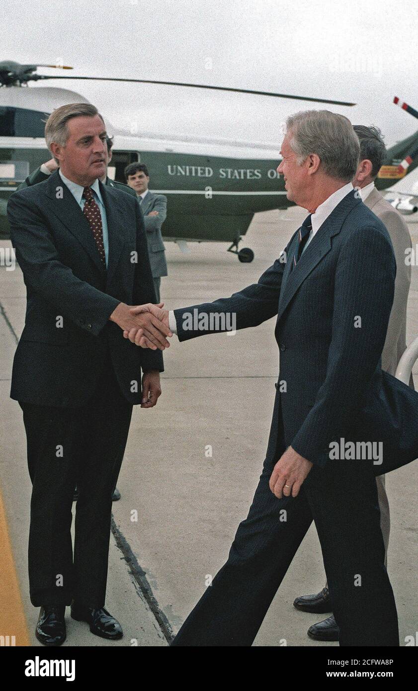 Jimmy carter 1980 hi-res stock photography and images - Alamy
