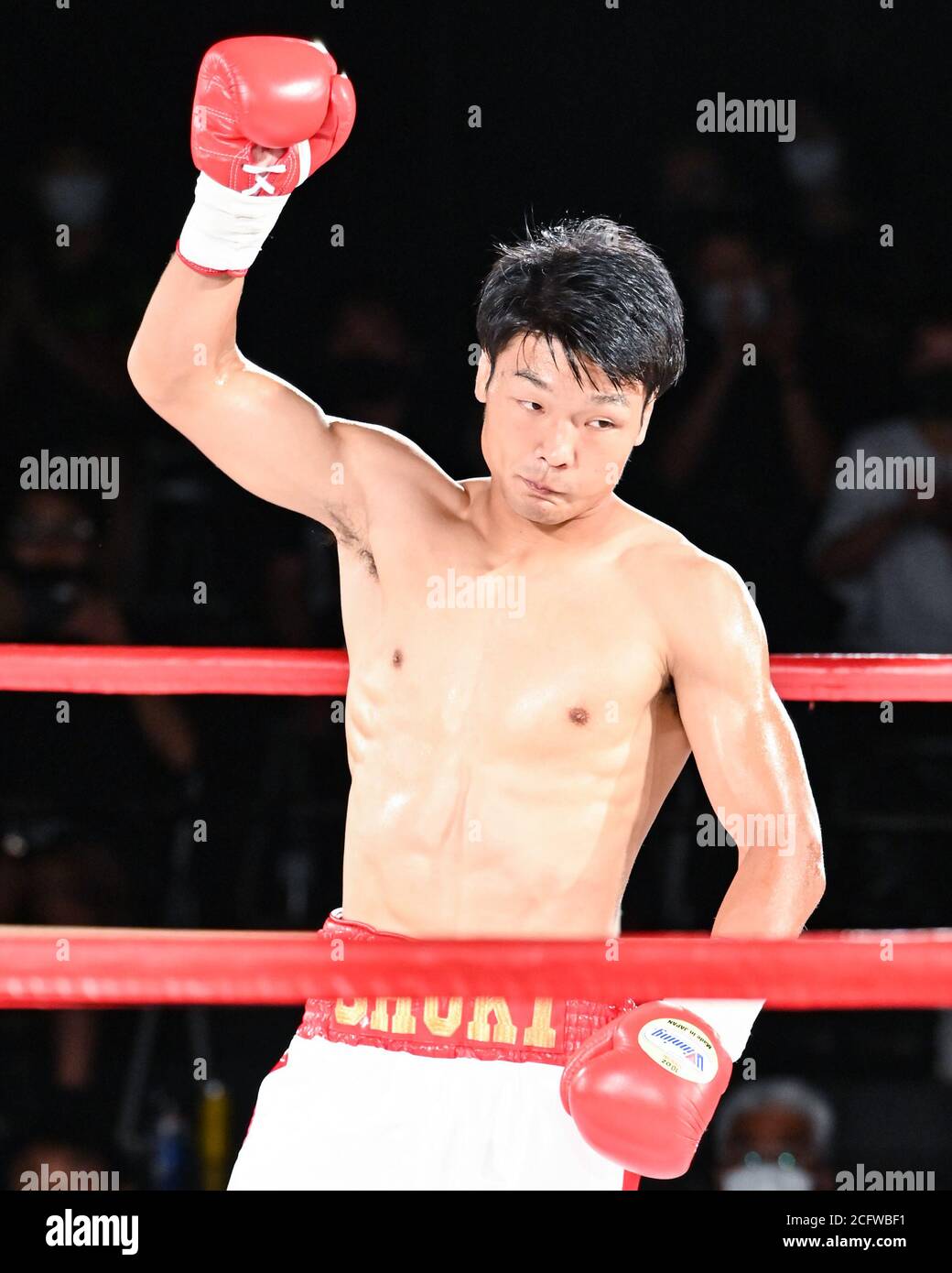 Tokyo, Japan. 31st Aug, 2020. Shoki Sakai Boxing : 8R welterweight bout ...