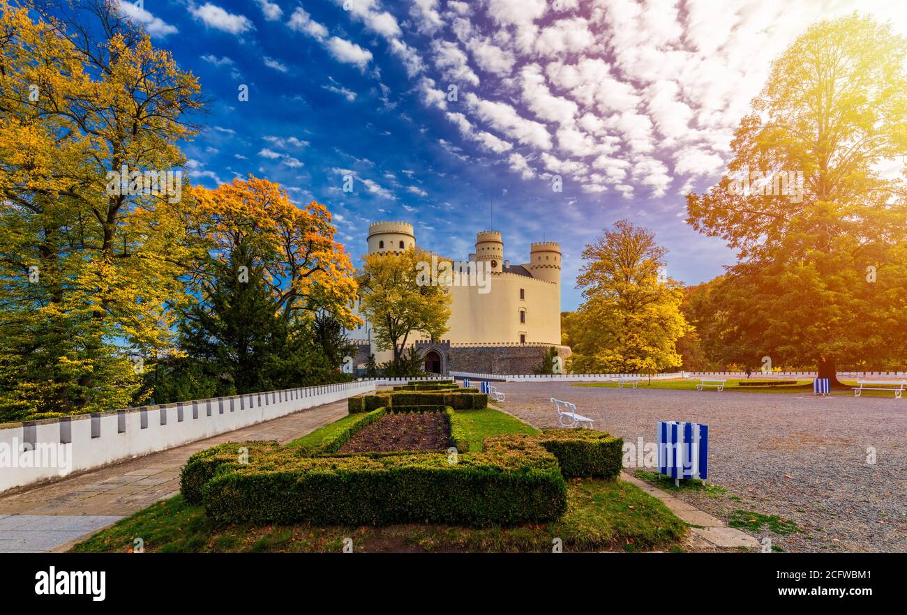 Orlik castle hi-res stock photography and images - Alamy