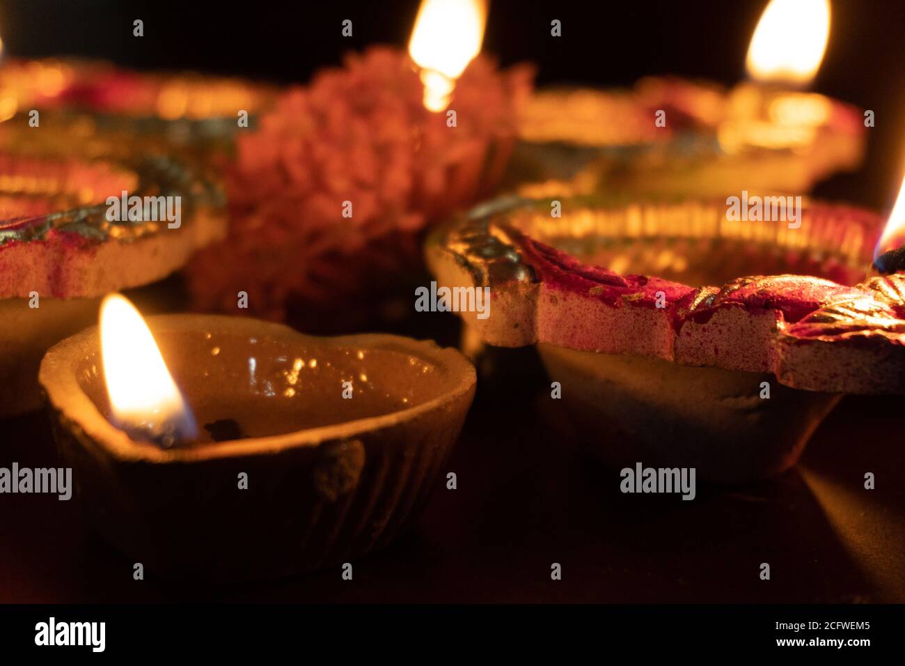 Colorful Diwali oil lamps, Deepavali oil lamps lighted in beautiful ...