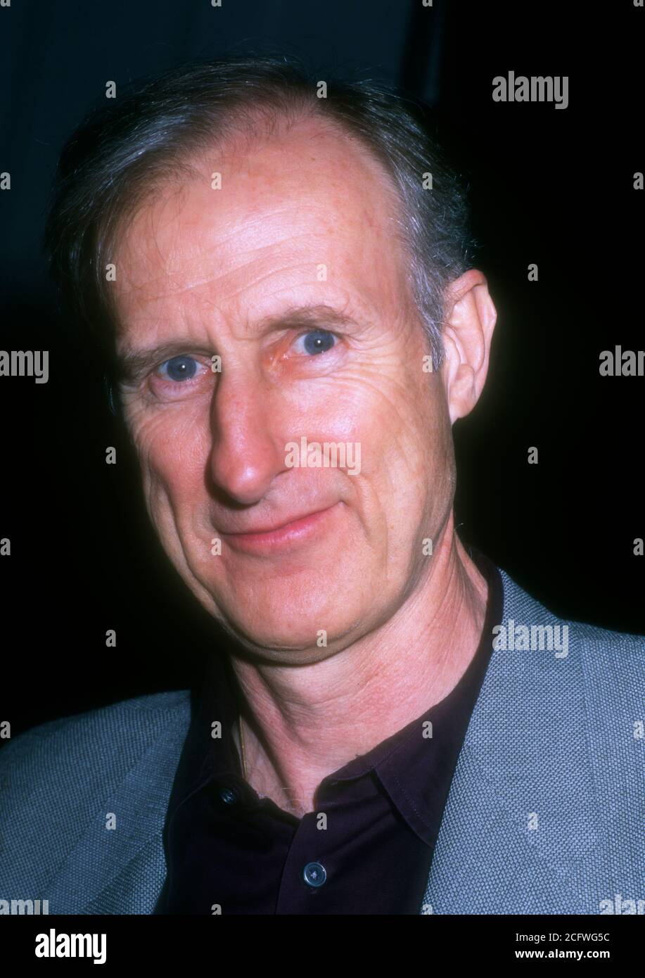 Actor james cromwell hi-res stock photography and images - Alamy