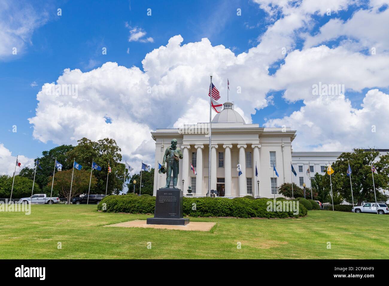 Alabama flag hi-res stock photography and images - Alamy