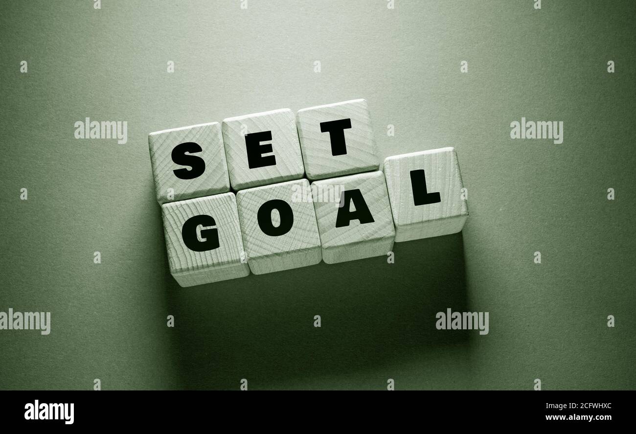 Goal setting icon hi-res stock photography and images - Alamy